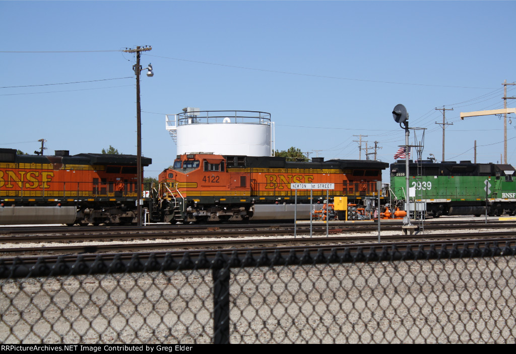 BNSF 4122